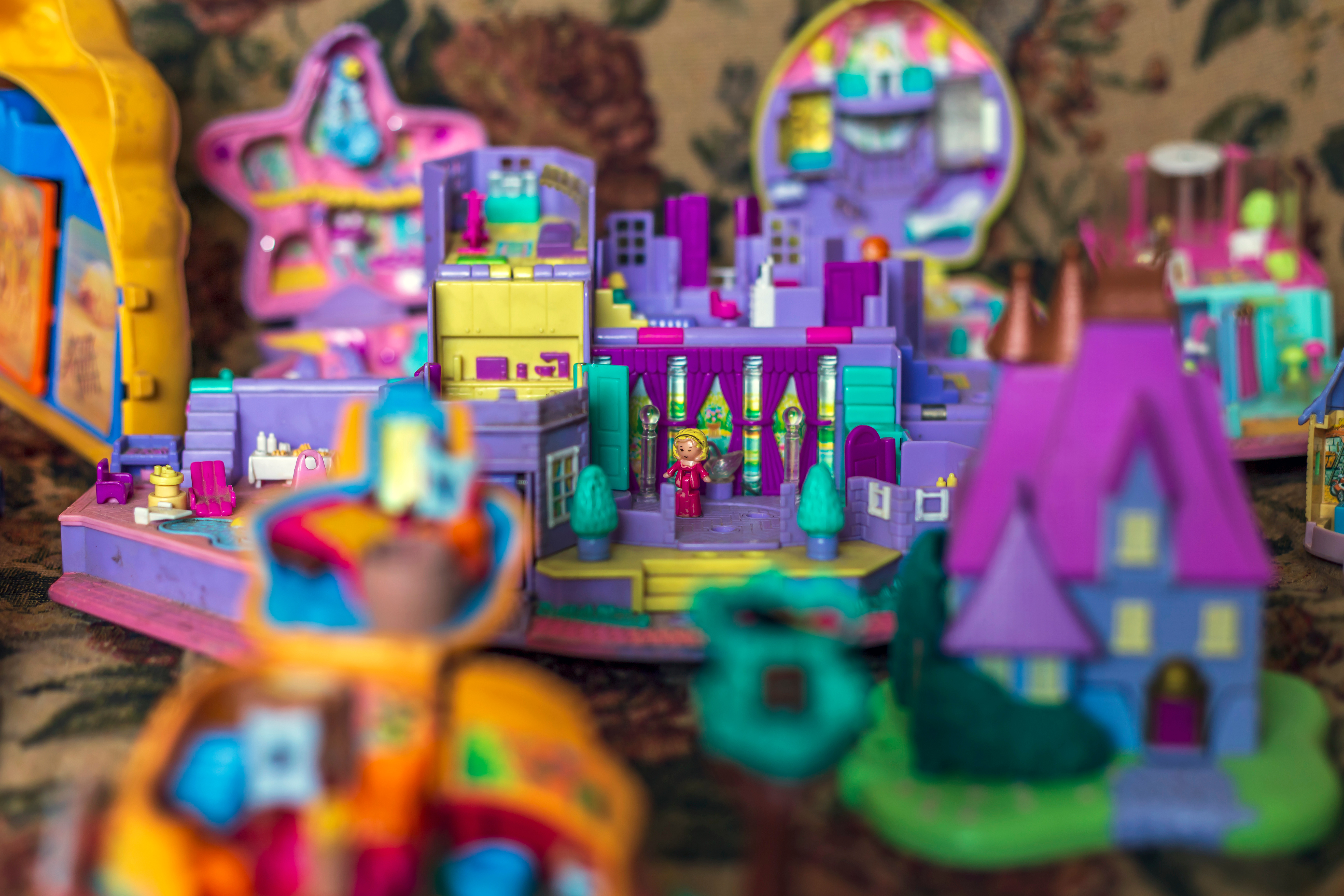Polly Pocket Value Guide: Determine Your Collection's Worth ...